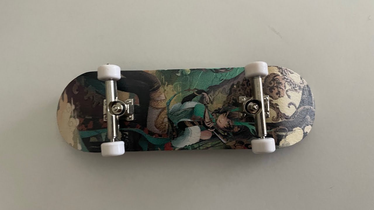 My first professional tech deck - YouTube