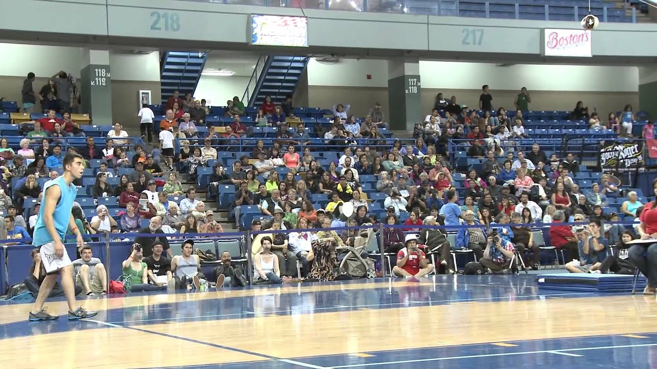 Two Foot High Kick WEIO 2012 - YouTube