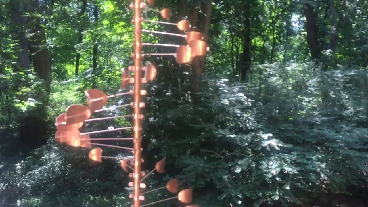 linear single helix kinetic art - YouTube