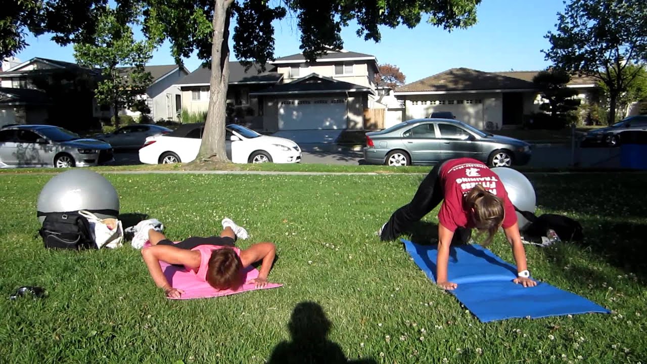 Boot Camp Torrance - Push-Ups with donkey kicks - YouTube