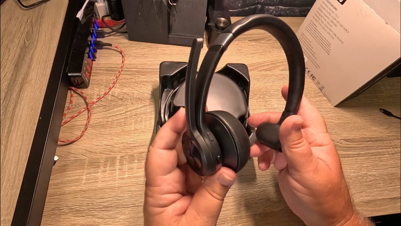 M115 Trucker Bluetooth Headset Review - YouTube