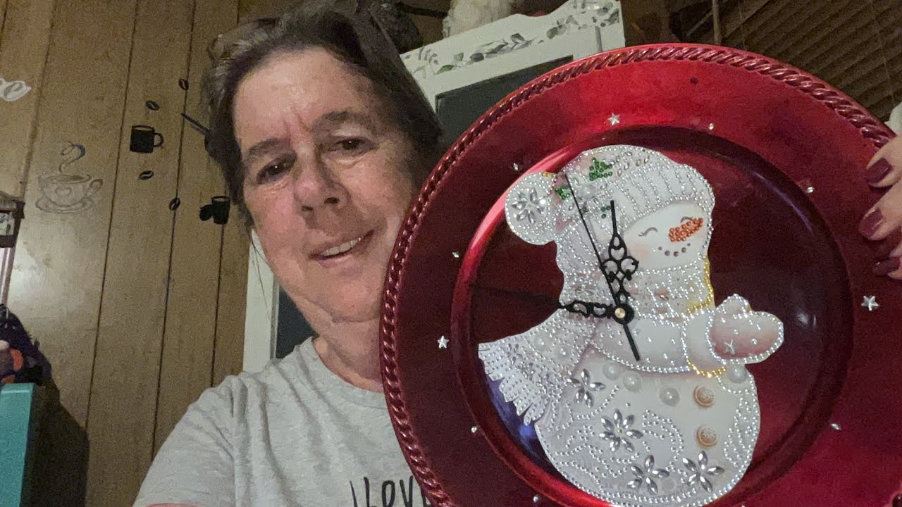 I finished the charger plate clock and more things - YouTube
