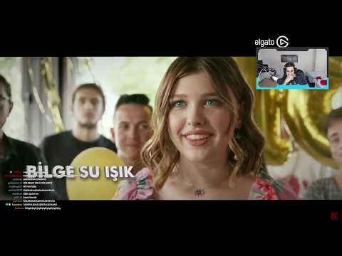 Eray - Sar Başa Fragman izliyor.