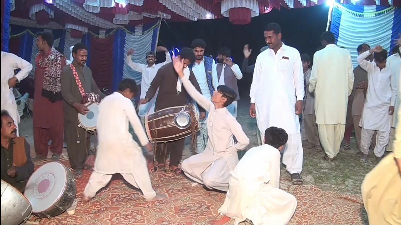 New** super** smart **dancer **aur saraiki jhumar 2023 - YouTube