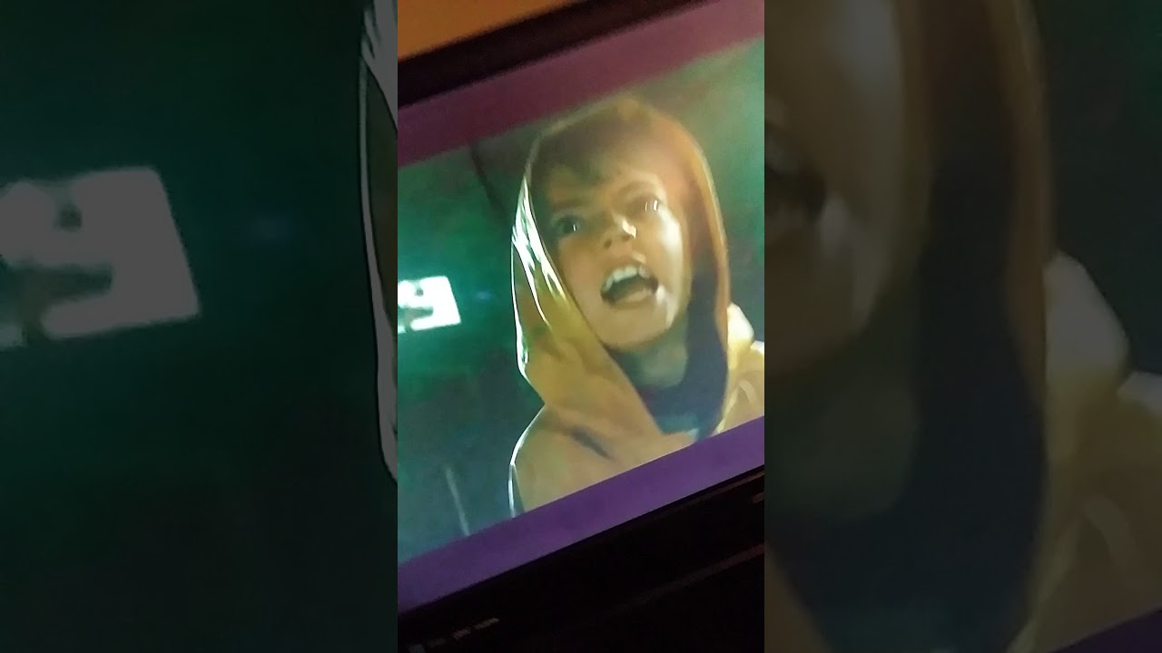 It chapter 2 georgie sings a song - YouTube