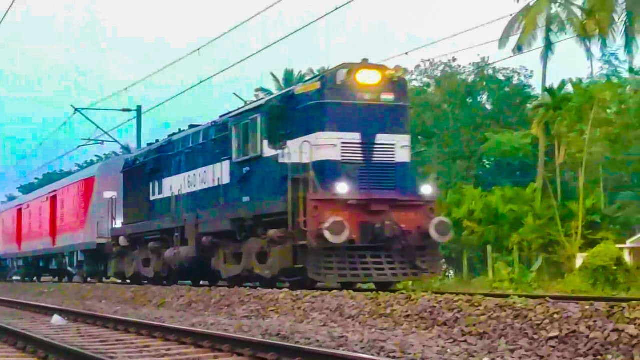Dynamic Blue WDM-3A Express Slowly Passing The Platfrom • Smoothly ...