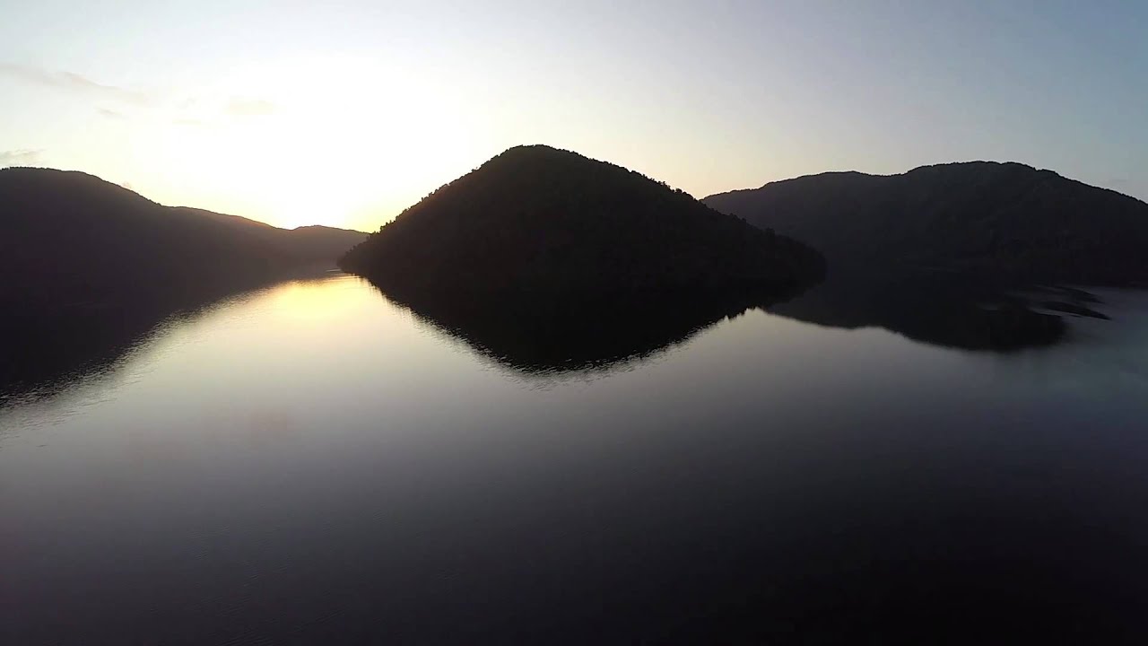 Glamping Sunset at Lake Paringa, New Zealand - YouTube