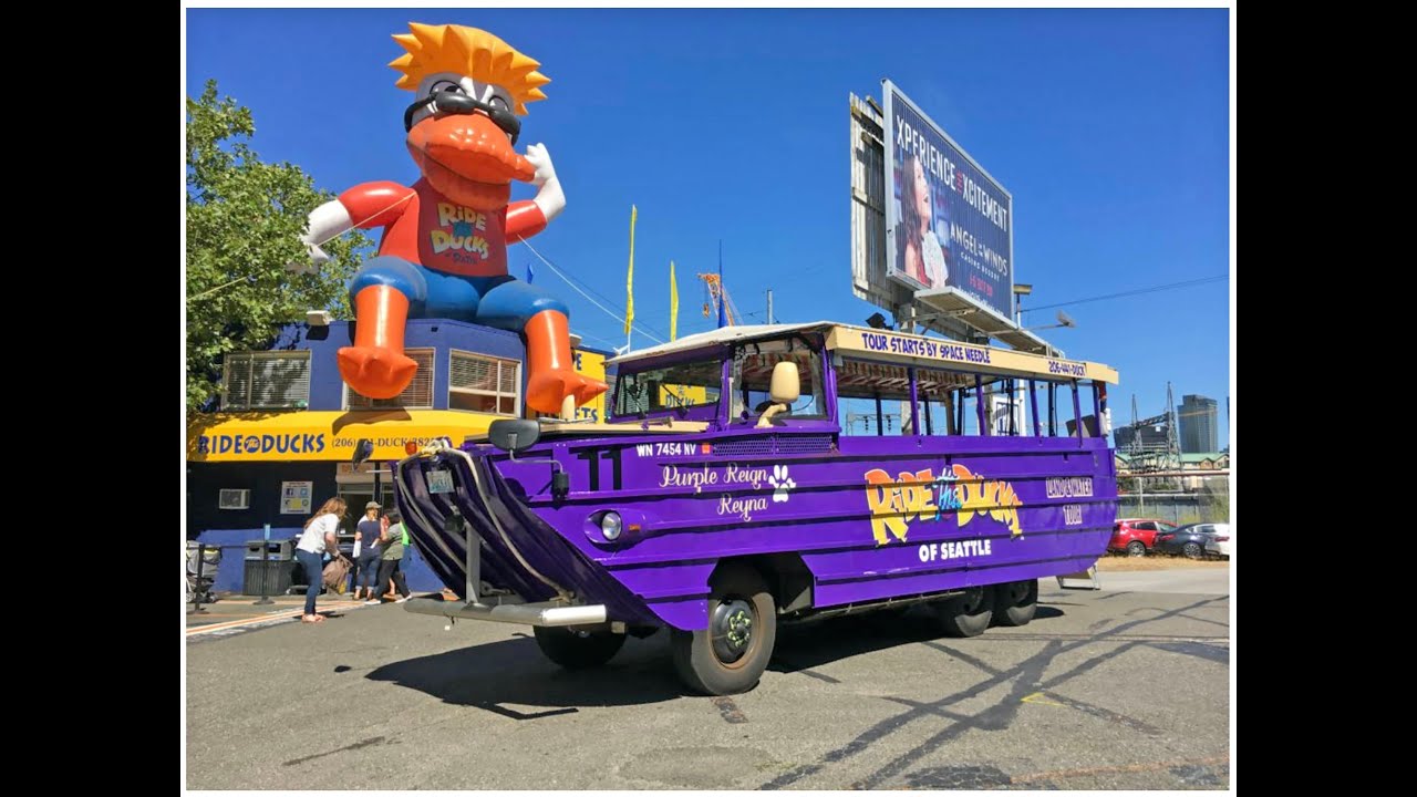 DUKW (6x6 Amphibious Duck Boat) - YouTube