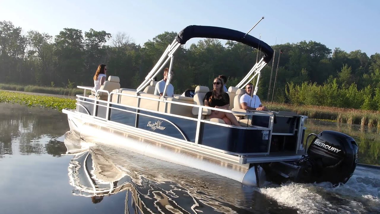 Sunchaser 8522 Fish DLX 4pt pontoon boat - YouTube