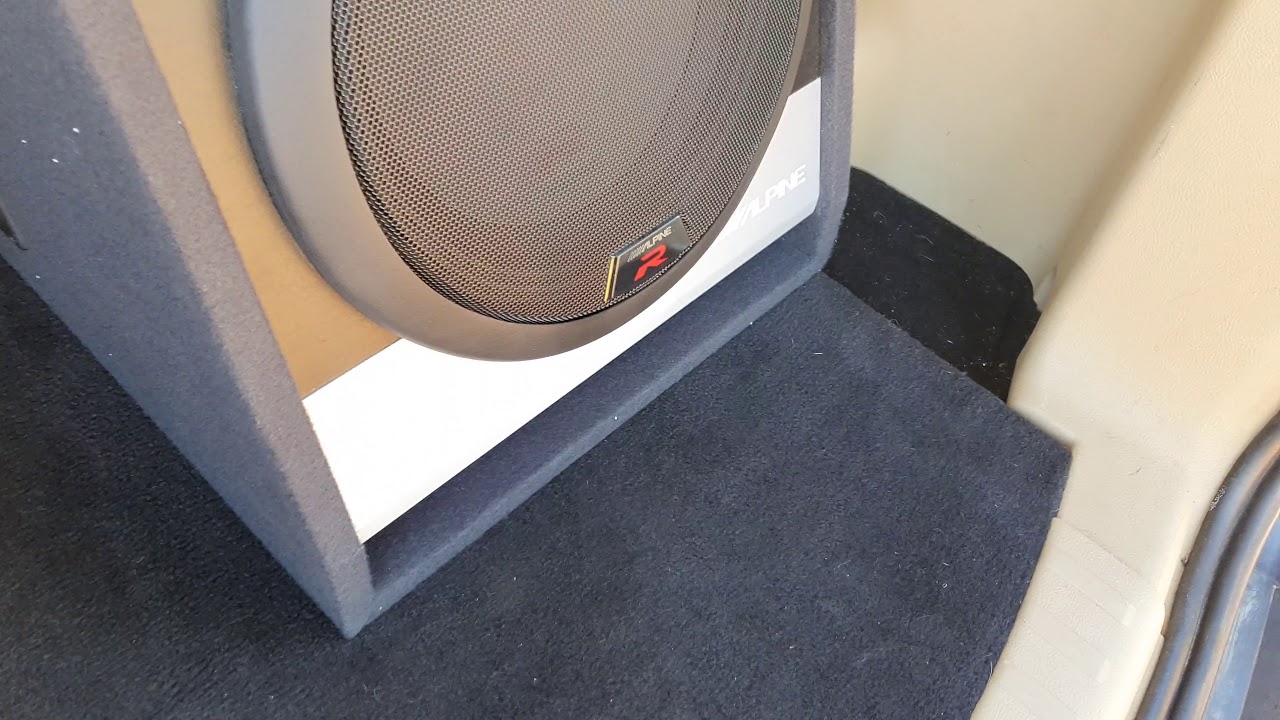 First look at the Alpine R line 12 inch subwoofer - YouTube