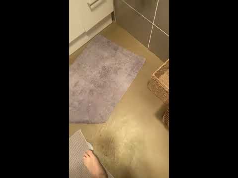 Something Scary in the Sink || ViralHog - YouTube