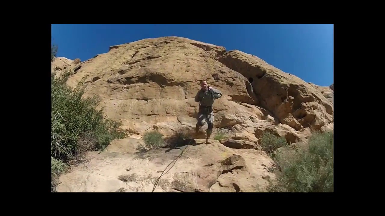 TACTICAL RAPPEL MILITARY: Aussie style assault on target. 100 foot ...