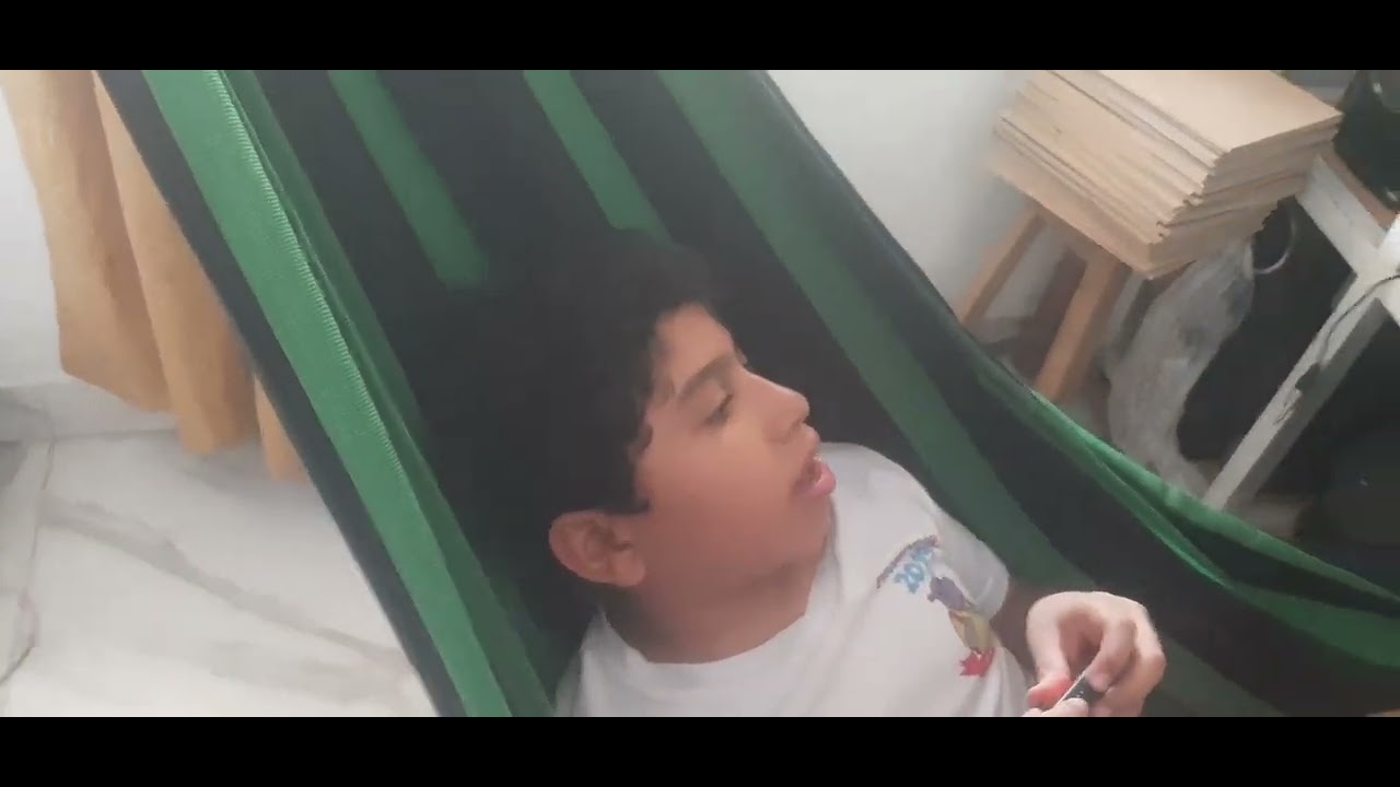 Juan Pablo pava con sus amigos jugando Mario Bros New Super Mario Bros ...