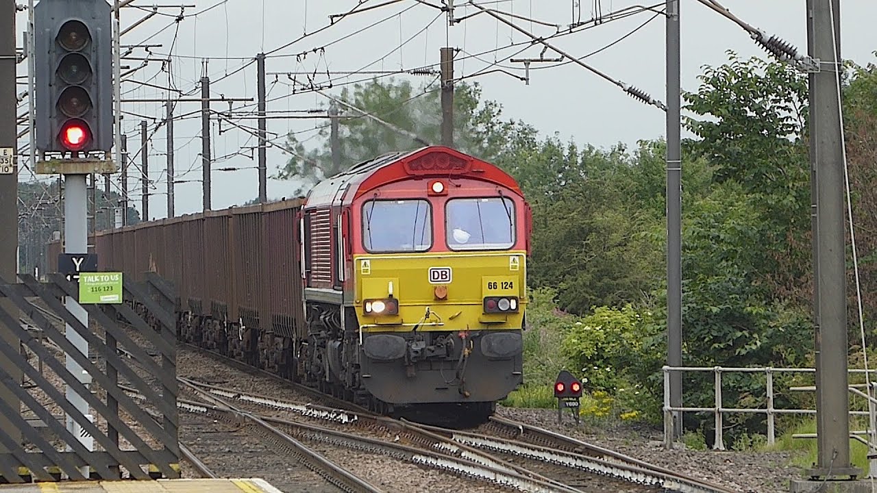 DB Cargo Class 66 passes Northallerton (9/7/20) - YouTube