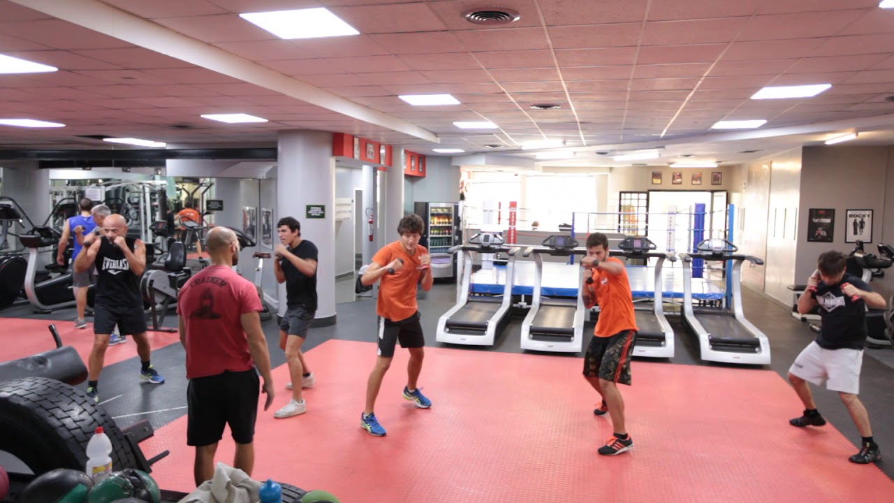Allenamento di Prepugilistica - riscaldamento e tecnica - YouTube