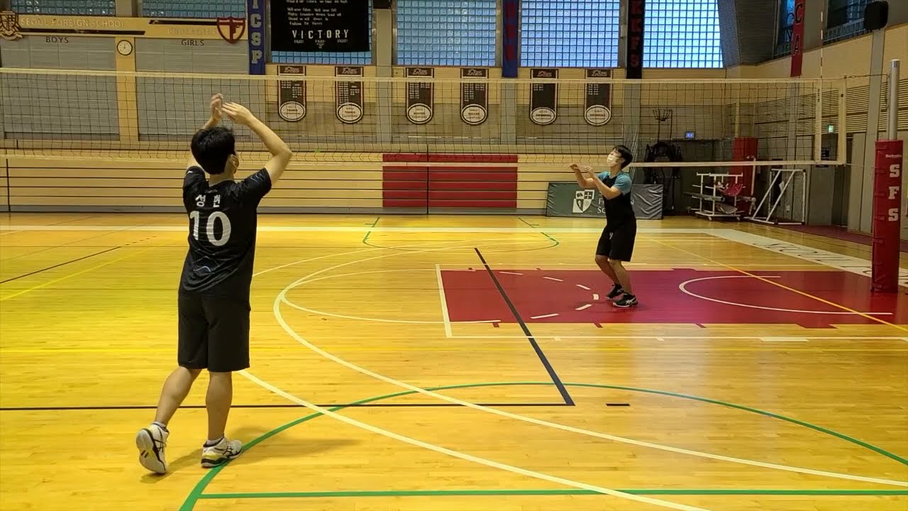 Volleyball Fundamentals: Setting - YouTube