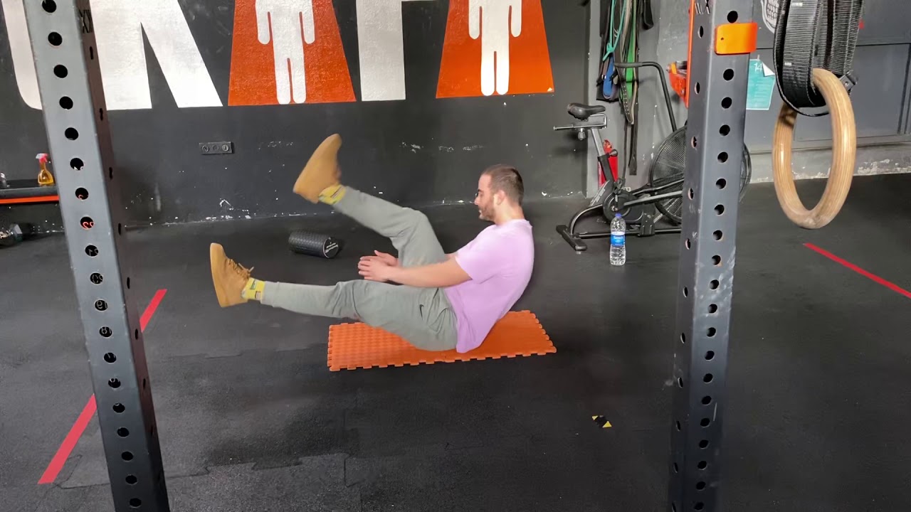 Alt. V-Up Between Legs - YouTube