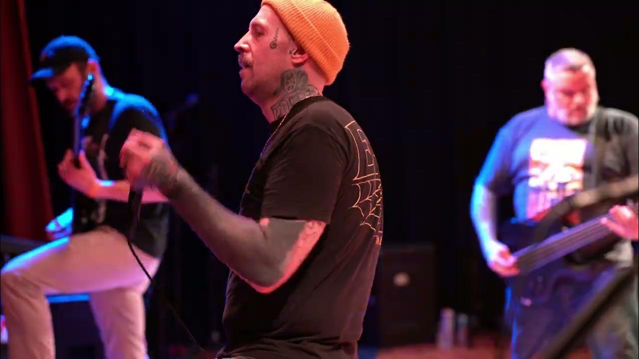 Reinventing Yesterday - The difference between Michael Madsen and Tom ...