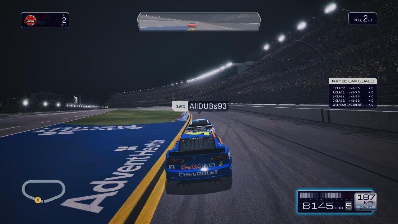 NASCAR 25 public racing 6 laps 3 cars - YouTube