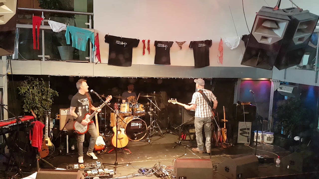 2 Bob Rocket - Down Payment Blues @ The Ferry, Glasgow 15 June 2017 ...