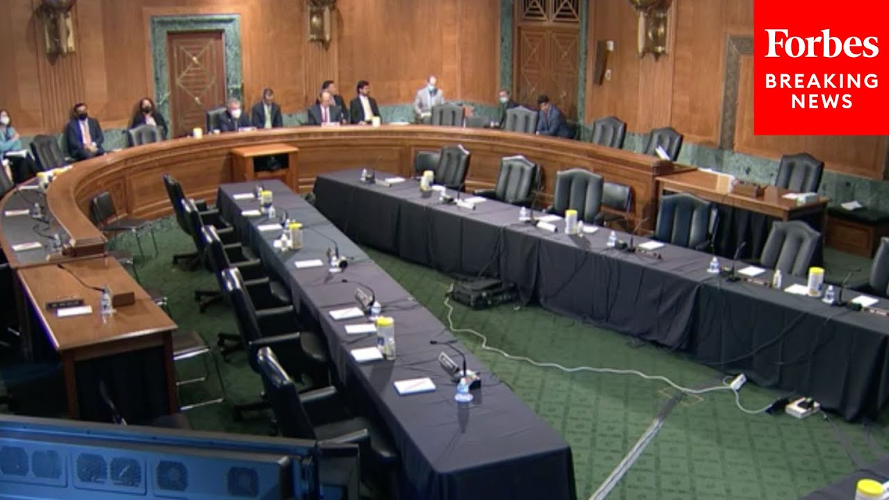 Senate Banking Committee Holds Hearing On Nominees - YouTube