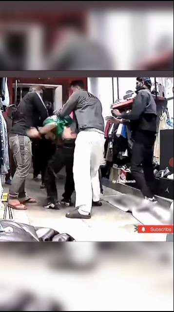 Elvish Yadav vs Maxtern Fight - YouTube