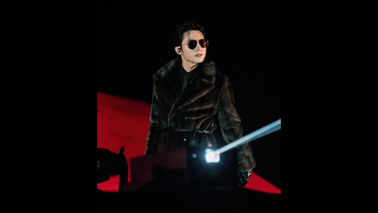 Intro + Chạy ngay đi - Sơn Tùng MTP live mới nhất - YouTube