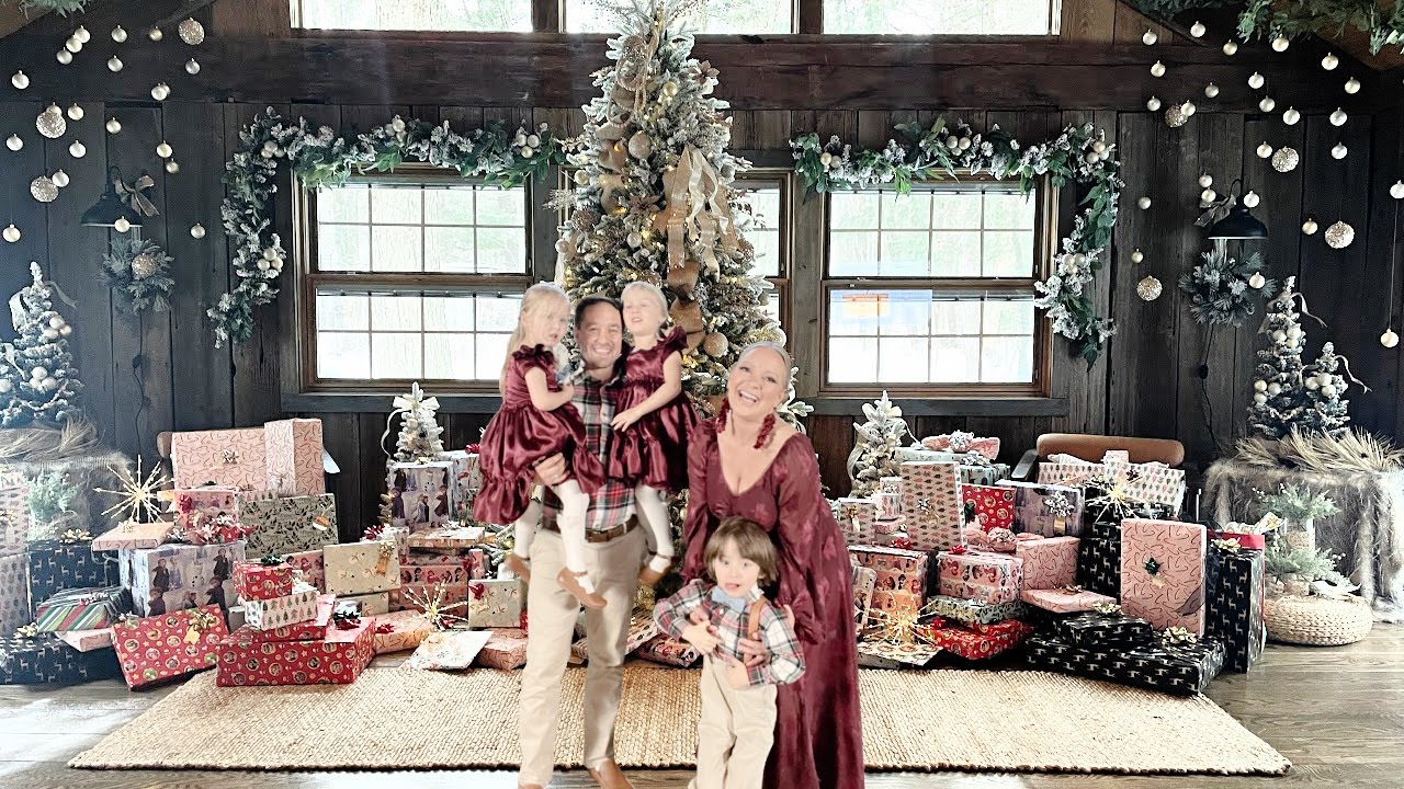 The Beck Family Official Christmas Special 2022 - YouTube