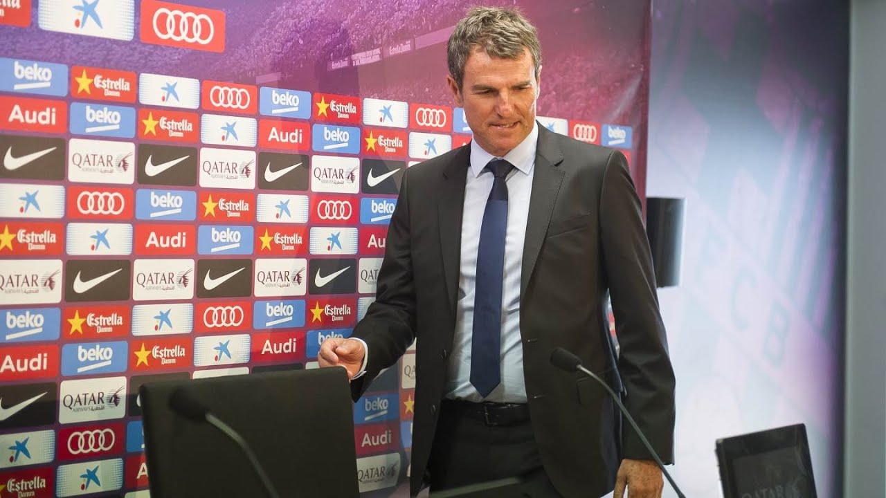 Robert Fernandez's press conference - YouTube