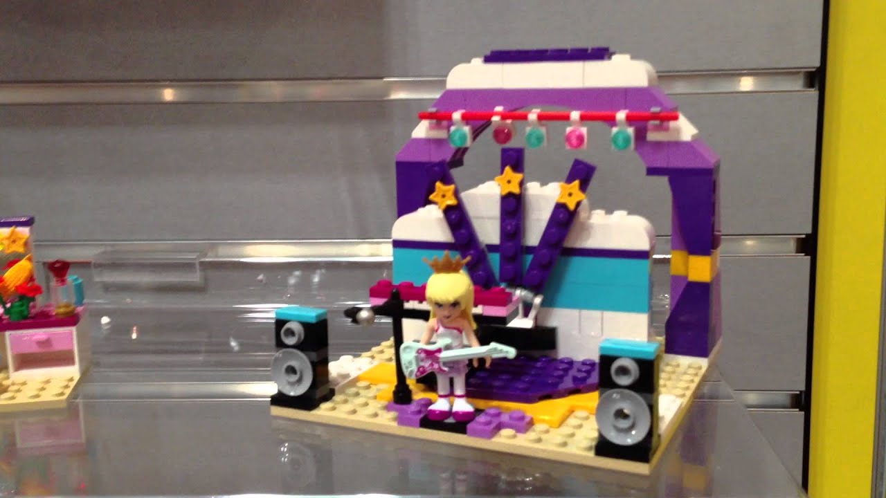 NY Toy Fair 2013 - Lego Friends Gallery - YouTube