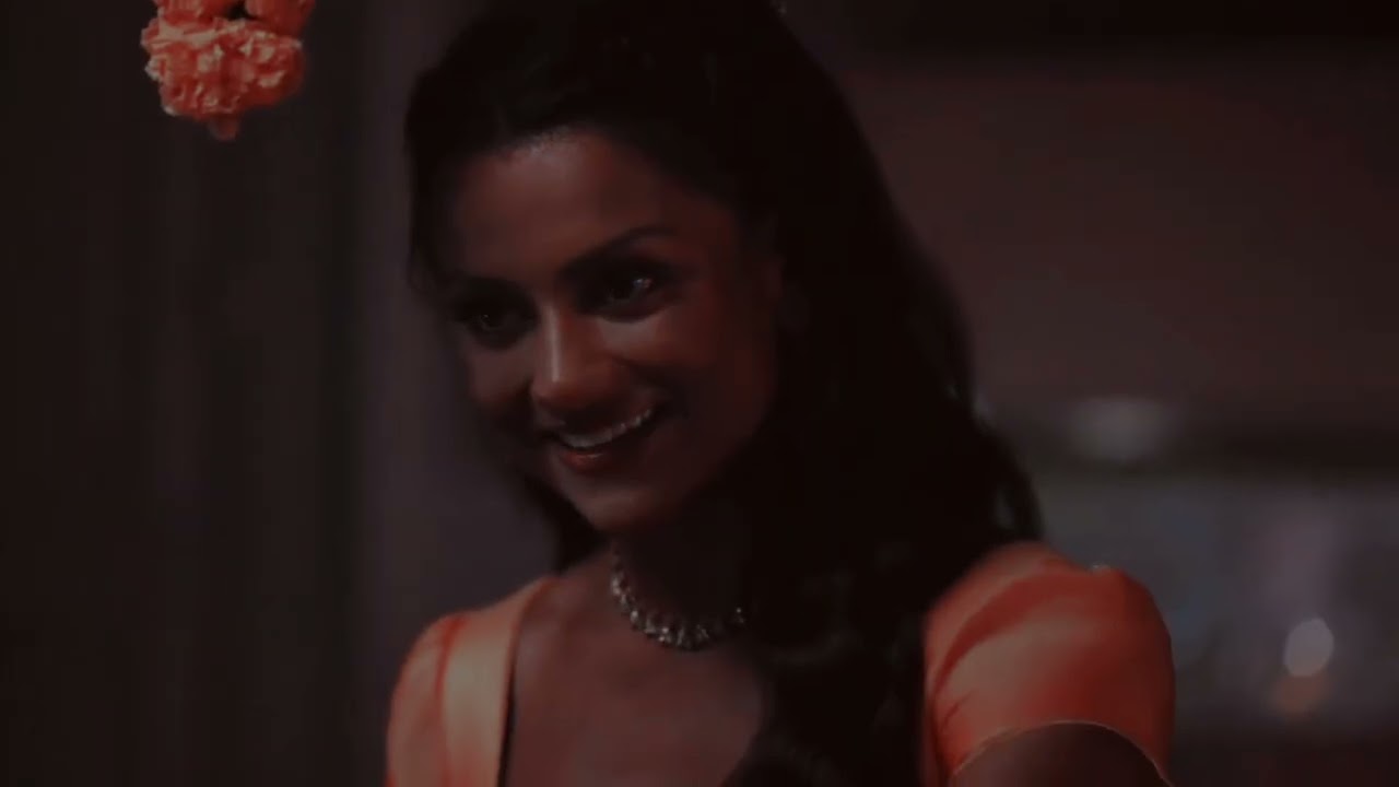 Sit Still Look Pretty || Kate Sharma [Bridgerton] - YouTube