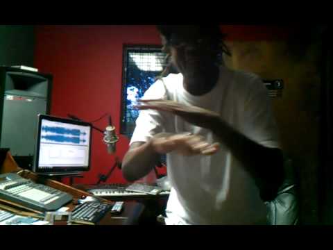 Mad Weasel & Trap wild'n out in the GO HARD STUDIO - YouTube