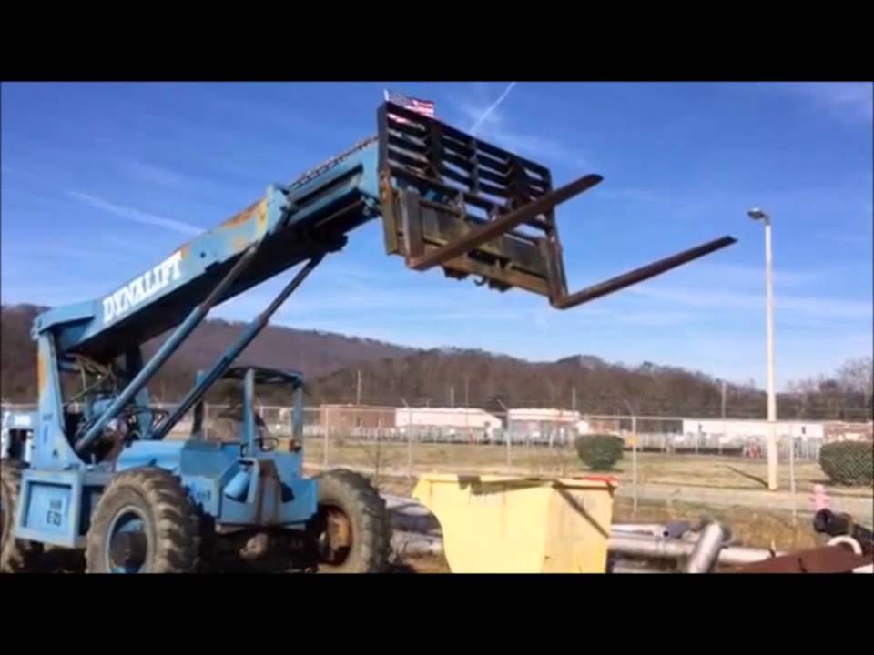 Compass Auctions & Real Estate - Auction - Gehl Dynalift 544A 4 Ton ...