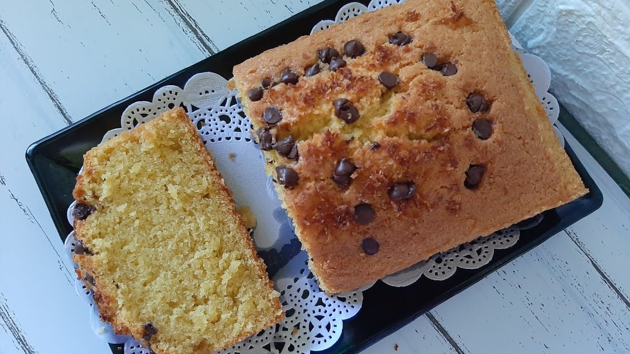 Resep Bolu Kelapa Chocochips Lezat | Coconut chocolate chip pound cake ...