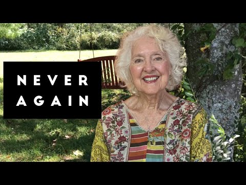 Stop Complicating Your Life: The Secret to a Peaceful Life at Any Age (18-95) Sandra Hart