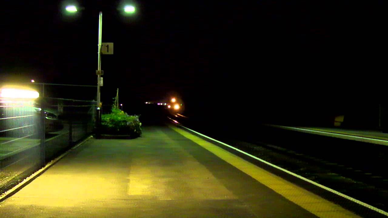 DBS class 66 + 66119 and 66170 passes Patchway on RHTT train - YouTube