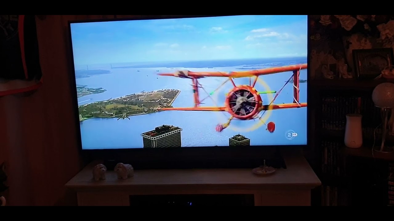 Stuart Little 2 Part 20 Stuart Flys Back to New York City Scene - YouTube