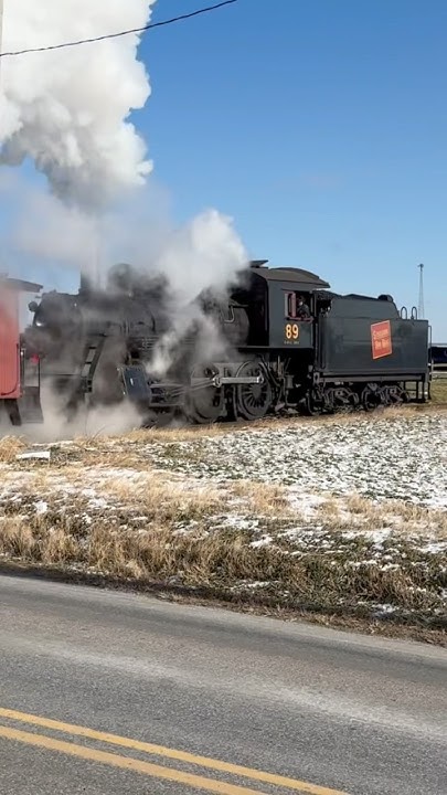#89 passing Red Caboose Motel Strasburg Railroad #train #strasburgrailroad - YouTube