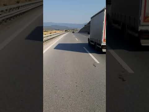 YOLCU OTOBÜSÜ İLE OTOBANDA SON SÜRAT !!