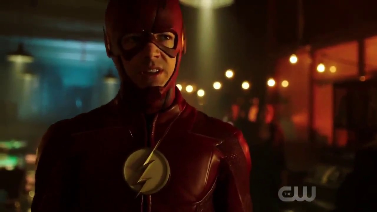 The Flash vs Amunet - YouTube