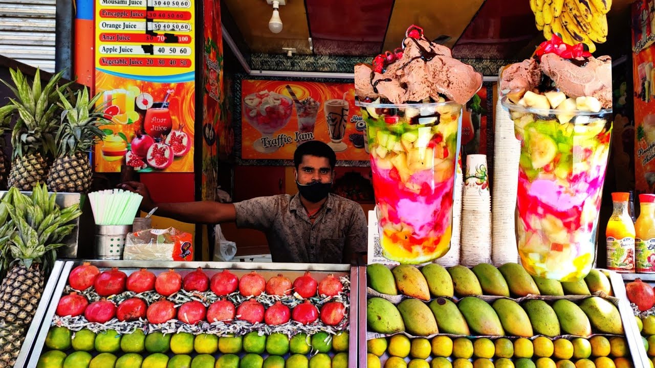 TRAFFIC JAM | STREET FOOD DELHI | ONLY 60 RUPPEES 🚦 - YouTube