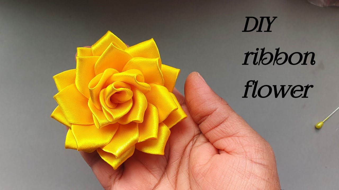 DIY : How to make an adorable fabric flower in just few minutes / How ...