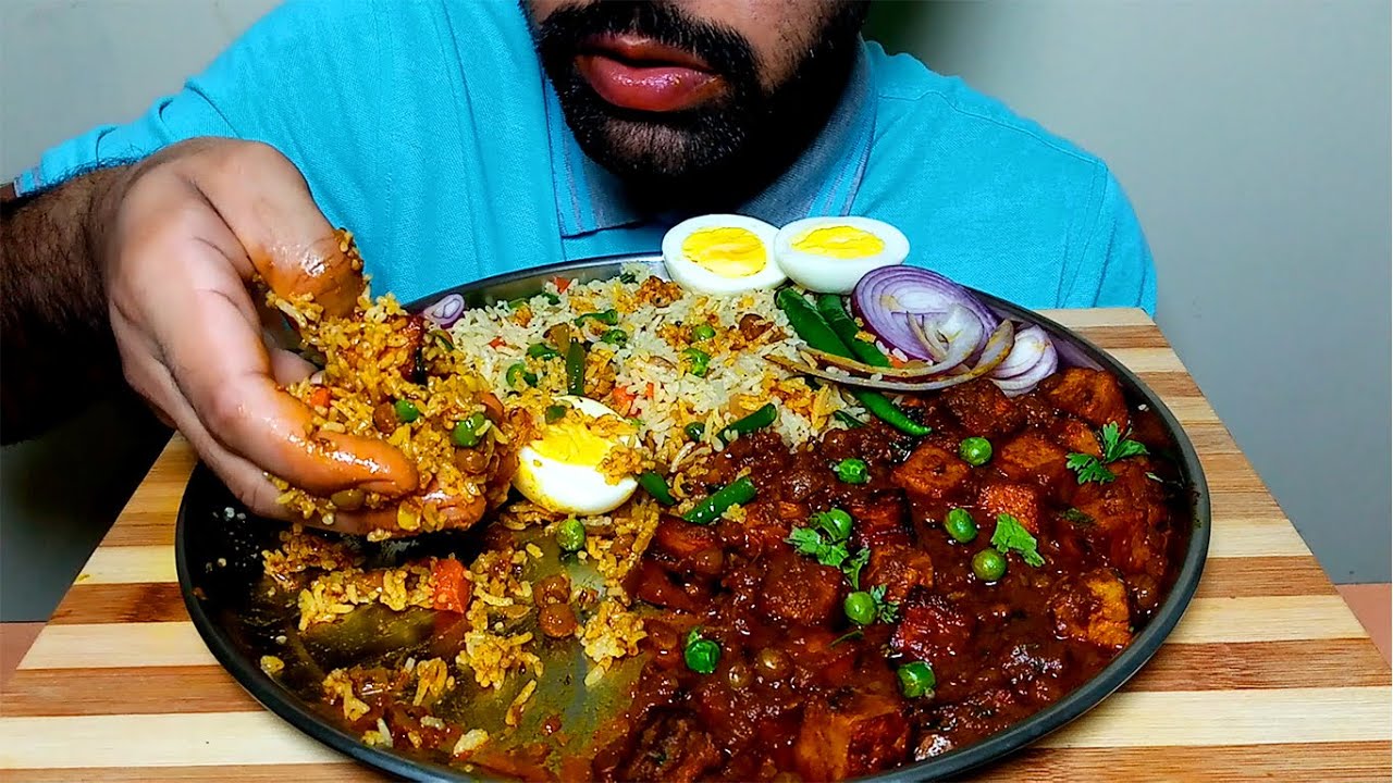 DELICIOUS MUTTER PANEER *Vegetable RICE WITH CHILLI EATING SHOW - YouTube