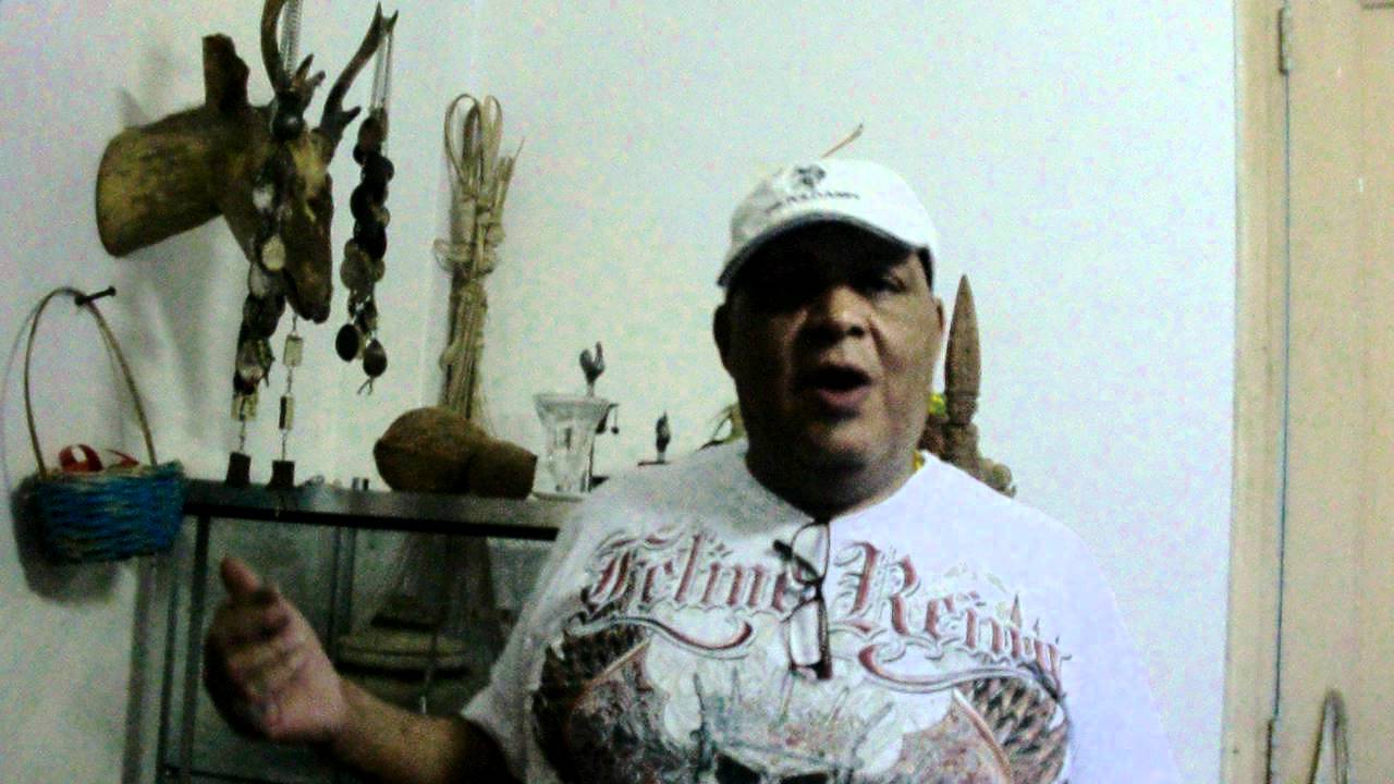 Santeria Priests babalao in cuba - YouTube
