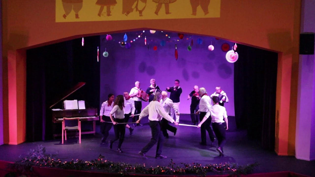 Handsworth dance the 7 person dance December 2019 - YouTube