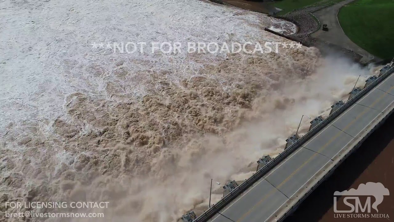 5-28-19 Manford Oklahoma Arkansas River at Keystone Dam - YouTube