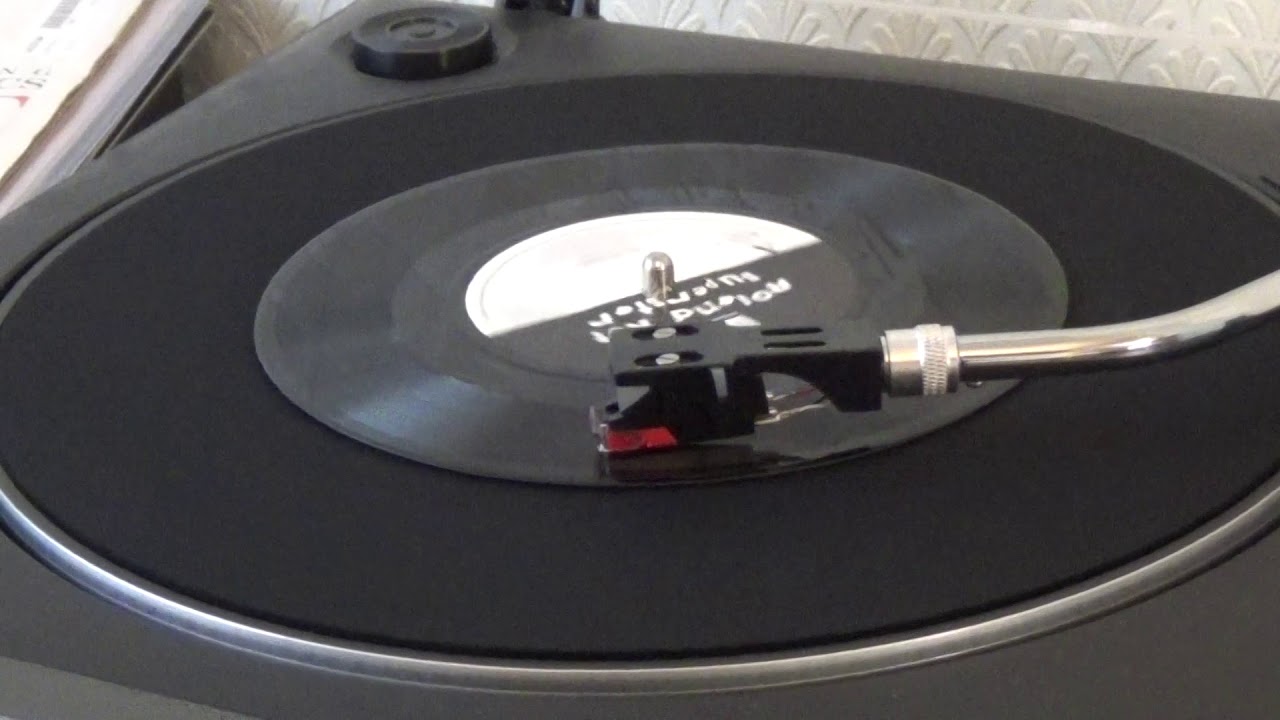 roland rat superstar - rat rapping - 45rpm - 1983 - YouTube