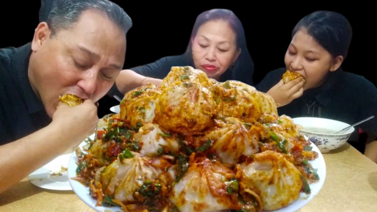 MO:MO || SADEKO PORK MOMO - YouTube
