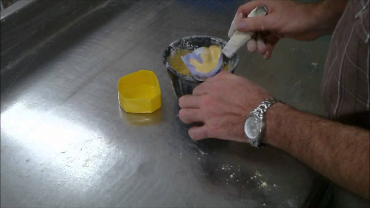 How to pour models - YouTube