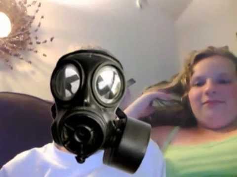 little girl farts alot - YouTube